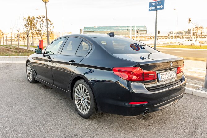 Private Limo Transfer From Beograd Airport to Belgrade Downtown - Key Features of the Limo Service
