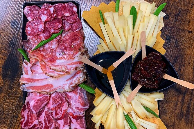 Private Local Food and Wine Tasting - Accessibility and Additional Information