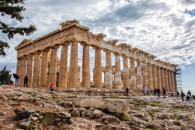 Private local tour of the Acropolis Hill - What to Expect from the Tour