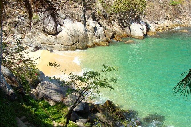 Private Los Arcos Snorkel and Beach Tour from Puerto Vallarta - Relaxation at Las Animas Beach