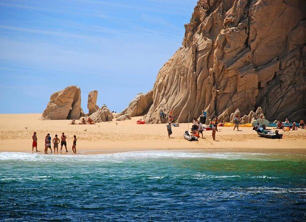 Private Los Cabos Arch & Playa del Amor tour by Glass bottom kayak - Exploring the Private Los Cabos Arch & Playa del Amor by Glass Bottom Kayak