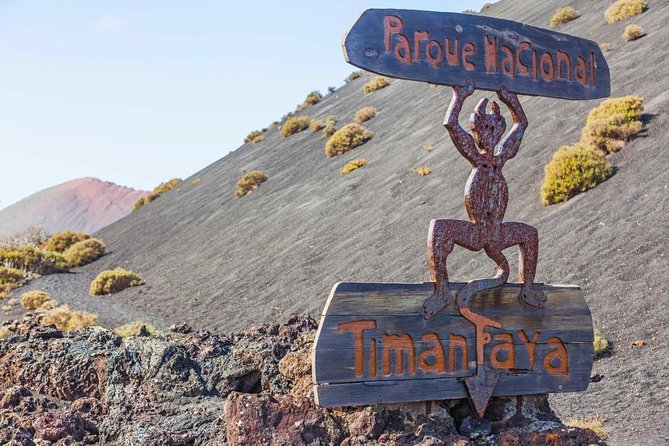 Private Luxury 4 hours Tour to the National Park of Timanfaya - Key Points
