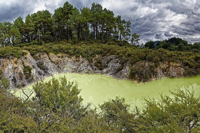 Private Luxury Auckland-Rotorua Geothermal Wonderlands - Who Should Consider This Tour?