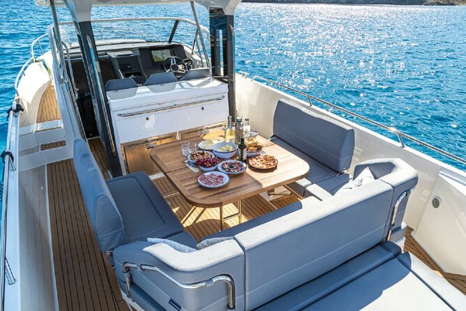 Private Luxury Boat Tour from Paros to Sifnos - Analyzing the Value: Is It Worth It?