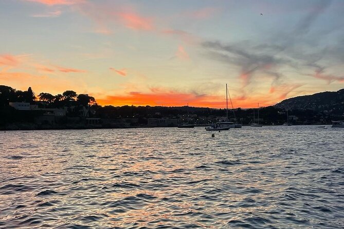 Private Luxury Boat Tour of the Beautiful Riviera Nice / Monaco - Special Occasions and Luxury Experience