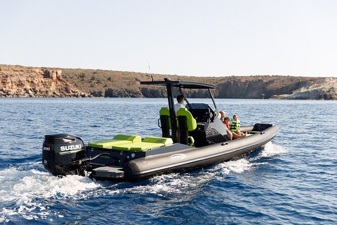 Private Luxury Boat Tour to Kimolos & Poliegos - Pricing and Group Size