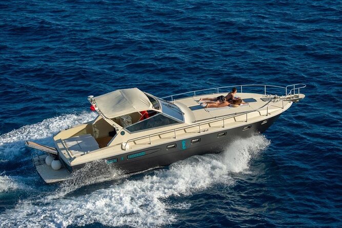 Private Luxury Capri-Amalfi tour with aperitif on board! - Key Points