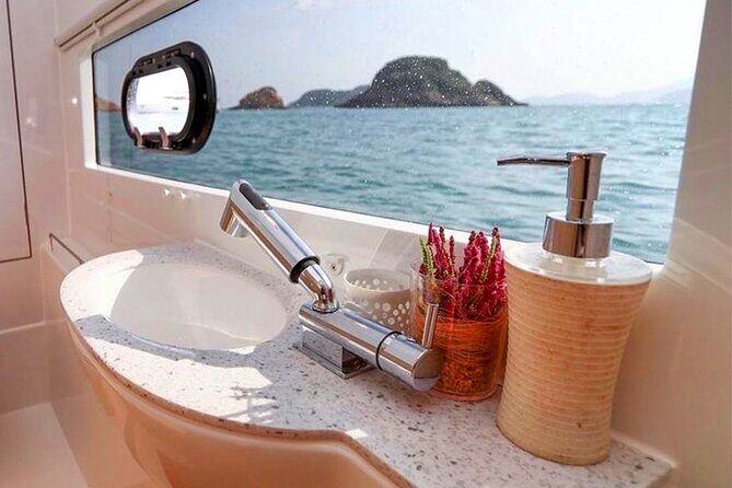 Private Luxury Catamaran Half Day Charter - FAQs