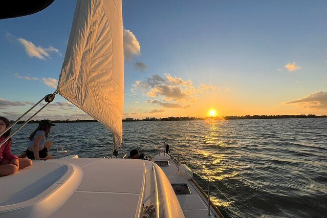 Private Luxury Catamaran Tour to Stingray City and Snorkel - FAQ