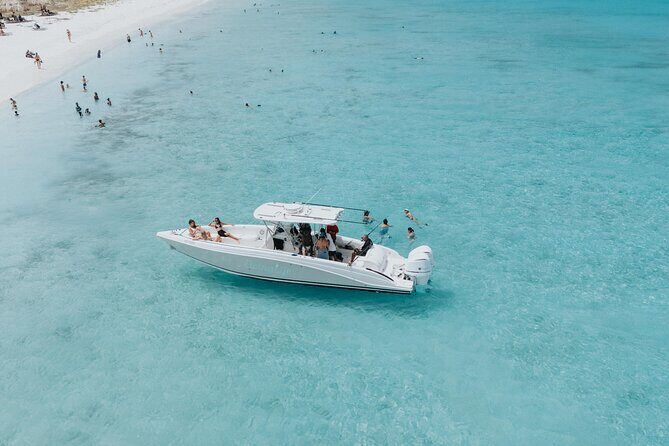 Private Luxury Fishing Trip in Curaçao - Navigating the Luxury Fishing Experience in Curaçao