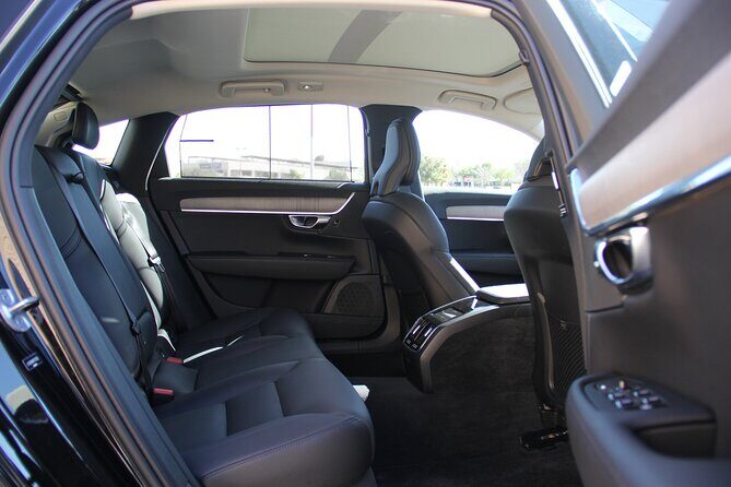 Private Luxury Las Vegas Airport Arrival Transportation - Why This Transfer Service Stands Out