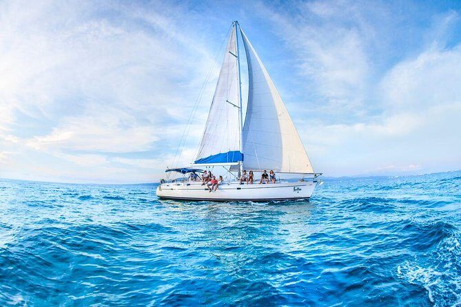 Private Luxury Sailing Cruise in Los Cabos with Lunch and Open Bar - Practical Tips for Your Sailing Day