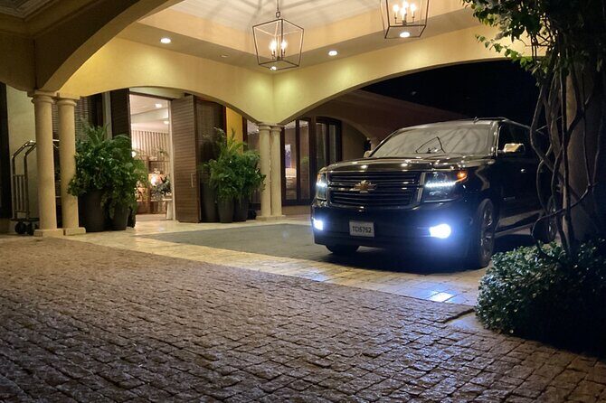 Private Luxury SUV Transfer Providenciales Airport (Round-Trip) - Key Points