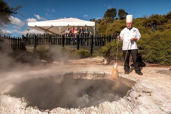 Private Luxury Tour From Auckland to Hobbiton Movie Set and Rotorua for couples - Pricing and Value