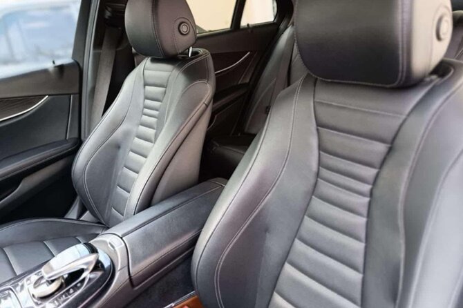 Private Luxury Transfer From Athens to Athens Airport - Vehicle and Capacity