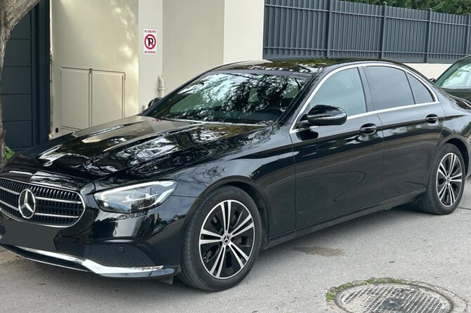 Private Luxury Transfer From Athens to Athens Airport - Accessibility