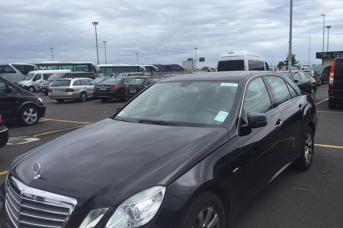 Private Luxury Transfer From Fiumicino Airport to Rome - Ensuring a Seamless Airport Pickup