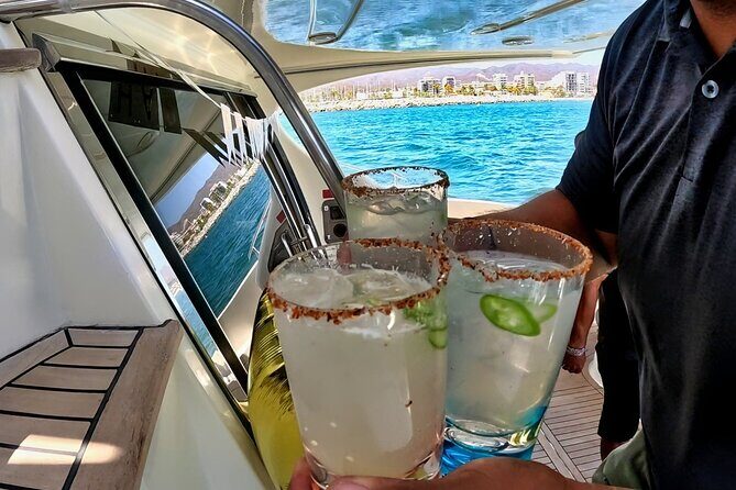 Private Luxury Yacht Chica 55' VIP All Inclusive + Jet Ski - Who Will Love This Tour?