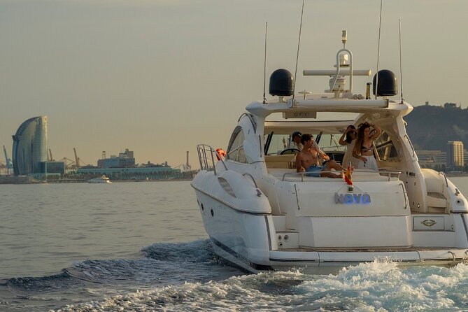 Private luxury yacht tour with snacks and drinks in Barcelona - Key Points