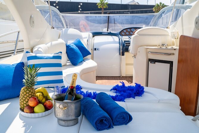 Private luxury yacht tour with snacks and drinks in Barcelona - Who Should Consider This Tour?