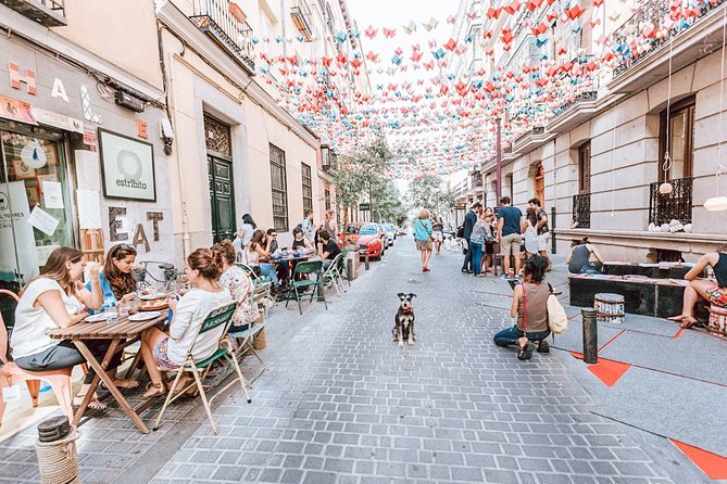Private Madrid Bike Tour with Friendly Local Guide - Who Is This Tour Best For?