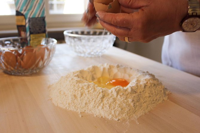 Private Market Tour and Cooking Class in Bologna With Giovanna C - Dessert: Traditional Italian Seasonal Dessert