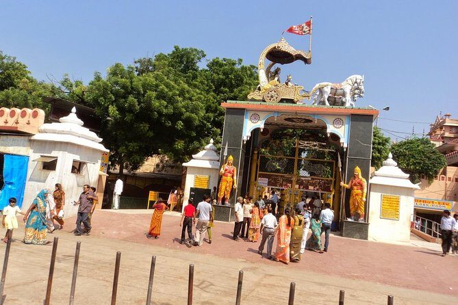 Private Mathura Vrindavan with Taj Mahal Agra Tour from Delhi - Who Is This Tour Best For?