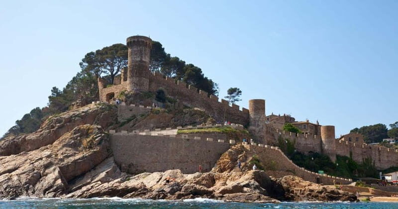 Private Medieval Villages Tour & Dinner at Sea - A Coastal Day with a Perfect Blend of Culture and Adventure