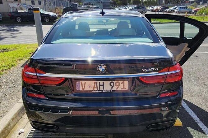 Private Melbourne Airport Transfer to Melbourne CBD - Who Should Consider This Service?