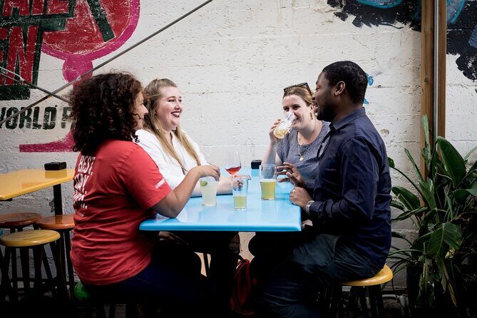 Private Melbournes History with a Drink Tour - FAQ