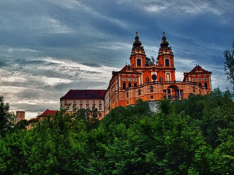 Private Melk Hallstatt, Salzburg tour from Vienna - Breakdown of the Itinerary