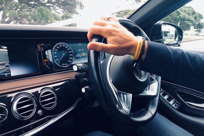 Private Mercedes Airport Transfers in Auckland - What’s Included and What’s Not