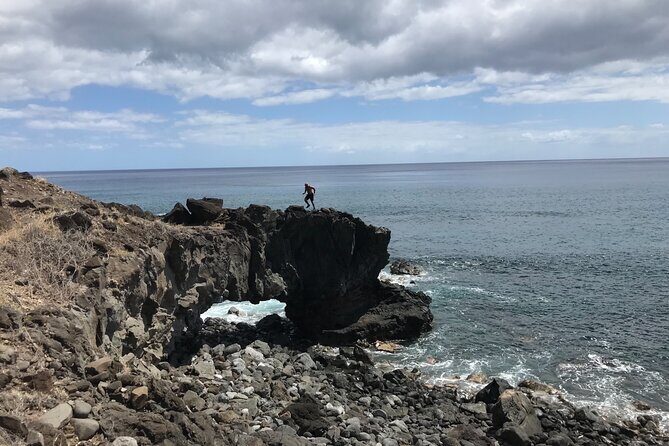 Private Mermaid Caves and West Oahu with Kaena Point Hike (Se habla Español) - Customer Experiences and Reviews