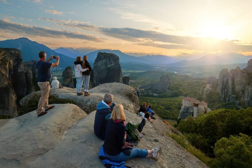 Private Meteora Monasteries Tour from Thessaloniki! - Authentic Experiences and Traveler Insights
