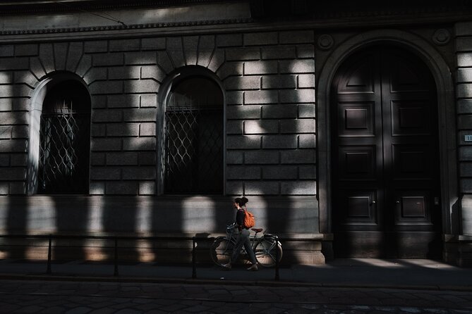Private Milan Street Photography Walking Tour with an Artist - Practical Details