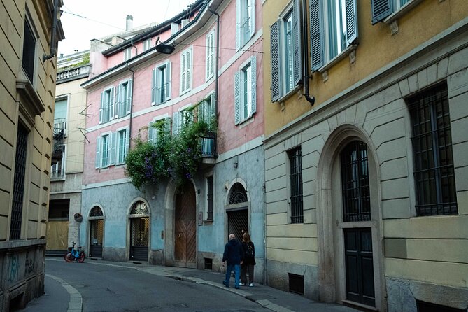 Private Milan Street Photography Walking Tour with an Artist - Who Will Love This Tour?