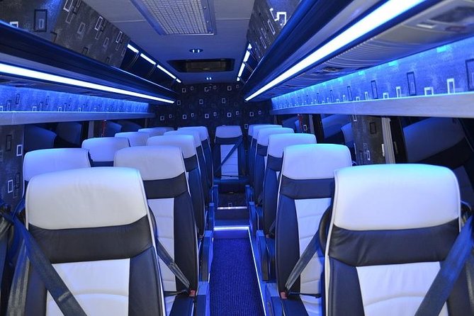 Private Minibus Arrival Transfer: Heathrow Airport to Central London - Key Points