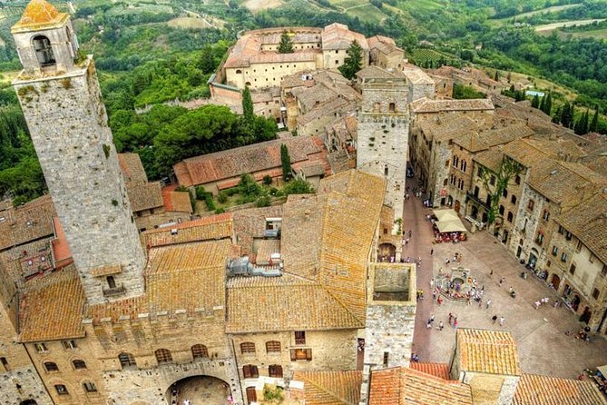 Private Minivan Tour to Siena and San Gimignano from Florence - An In-Depth Look at the Tour Experience