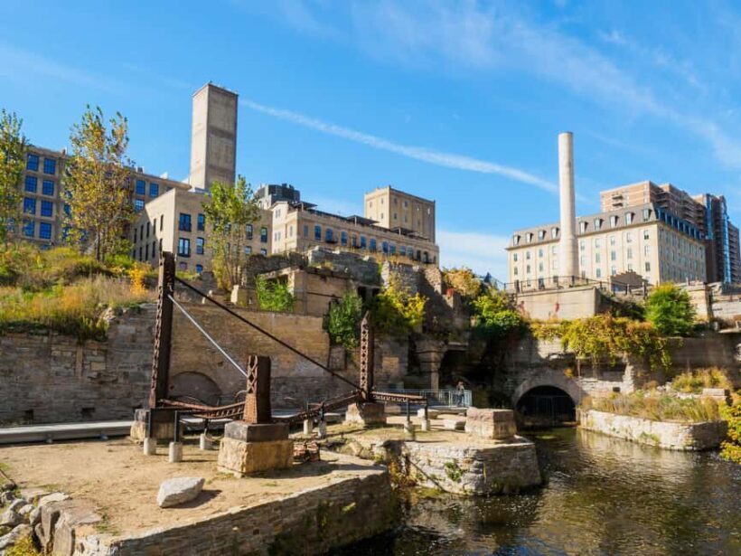 Private Minneapolis Riverfront Ramble A Journey of Discovery - Exploring Minneapolis’s Waterway: What to Expect