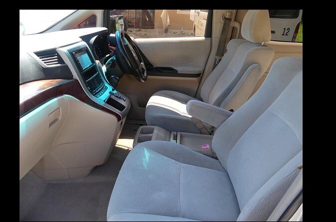 Private Montego Bay Airport Transfer to Riu Ocho Rios, Low Cost. - Who Should Consider This Service?