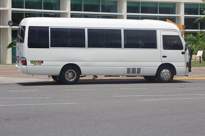 Private Montego Bay Airport Transfer to Riu Palace Aquarelle - FAQ