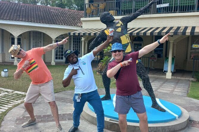 Private Montego Bay Airport Transfer to Royalton Blue Waters - Experience and Authenticity