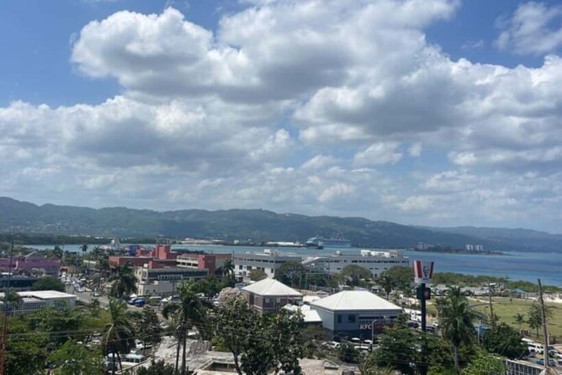 PRIVATE MONTEGO BAY CITY TOUR WITH MAGARITAVILLE - Key Points