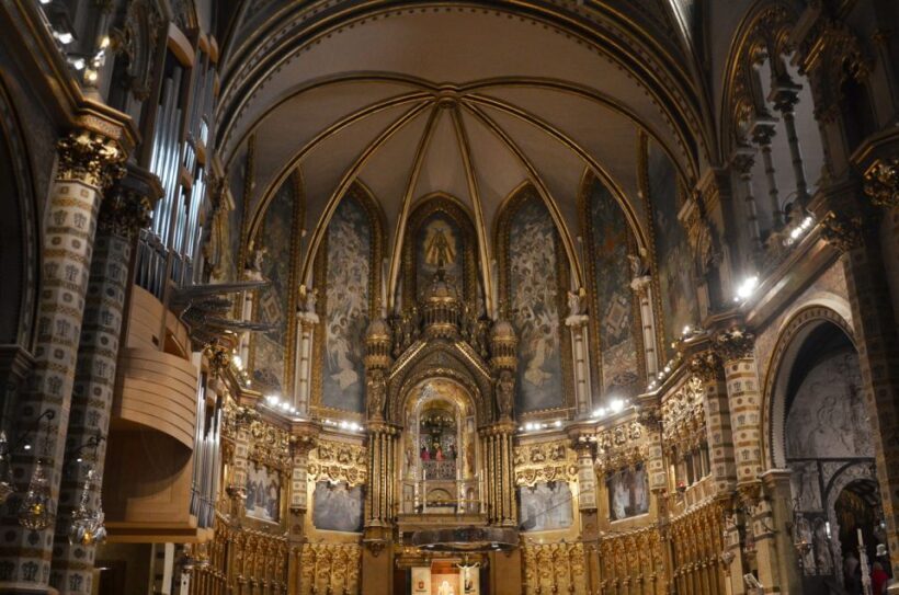 Private Montserrat Tour, Organic Winery & Gourmet Lunch - FAQ