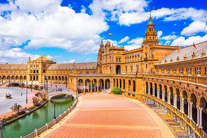 Private Monumental Walking Tour in Seville - Highlights of the Tour