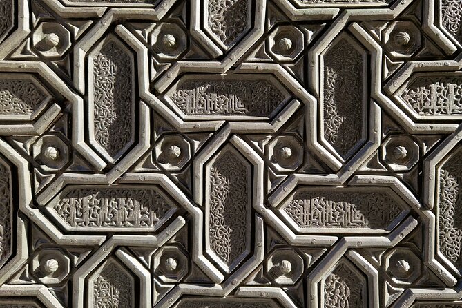 Private Monumental Walking Tour in Seville - Exploring Sevilles History and Architecture