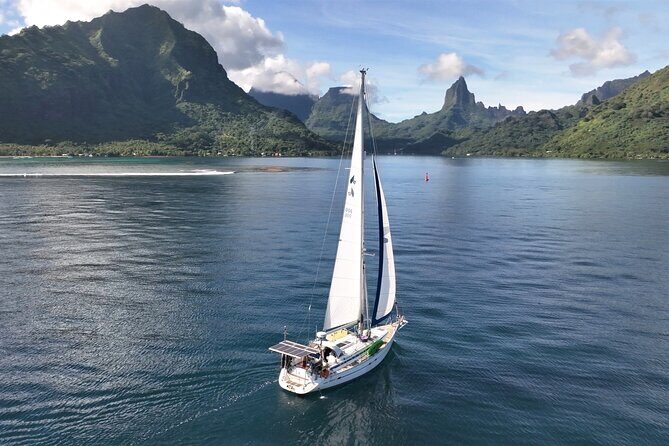 Private Moorea Discovery Half-day Sailing - FAQ