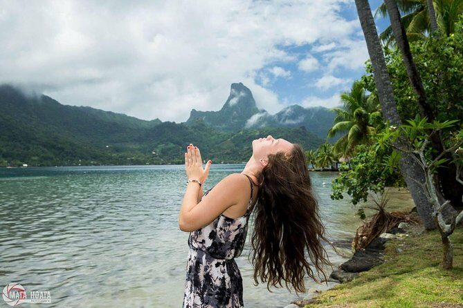 Private Morning Moorea 4WD Tour with Champagne - Key Points