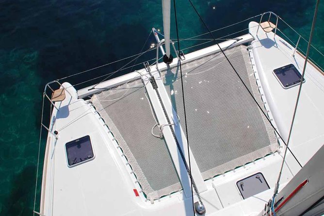 Private Morning Tour Lagoon 400-380 Sailing in Santorini ,Lunch, Drink, Transfer - Booking and Availability