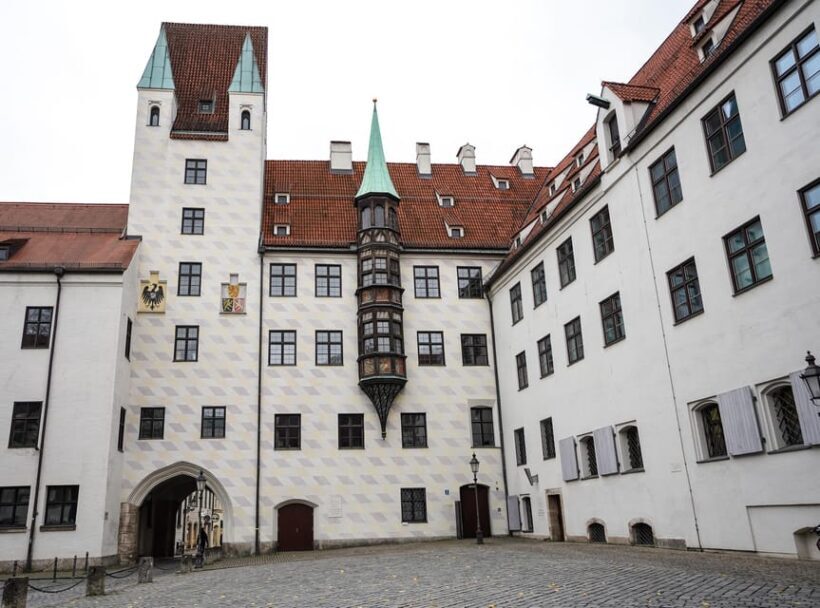 Private Munich Old Town and Historical City Walking Tour - Why This Tour Fits Certain Travelers Best
